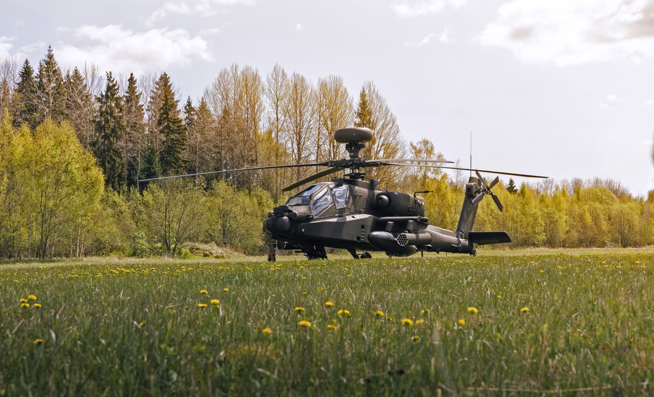 British Army AH64E Apache Helicopters Deploy To Finland In Show Of ...