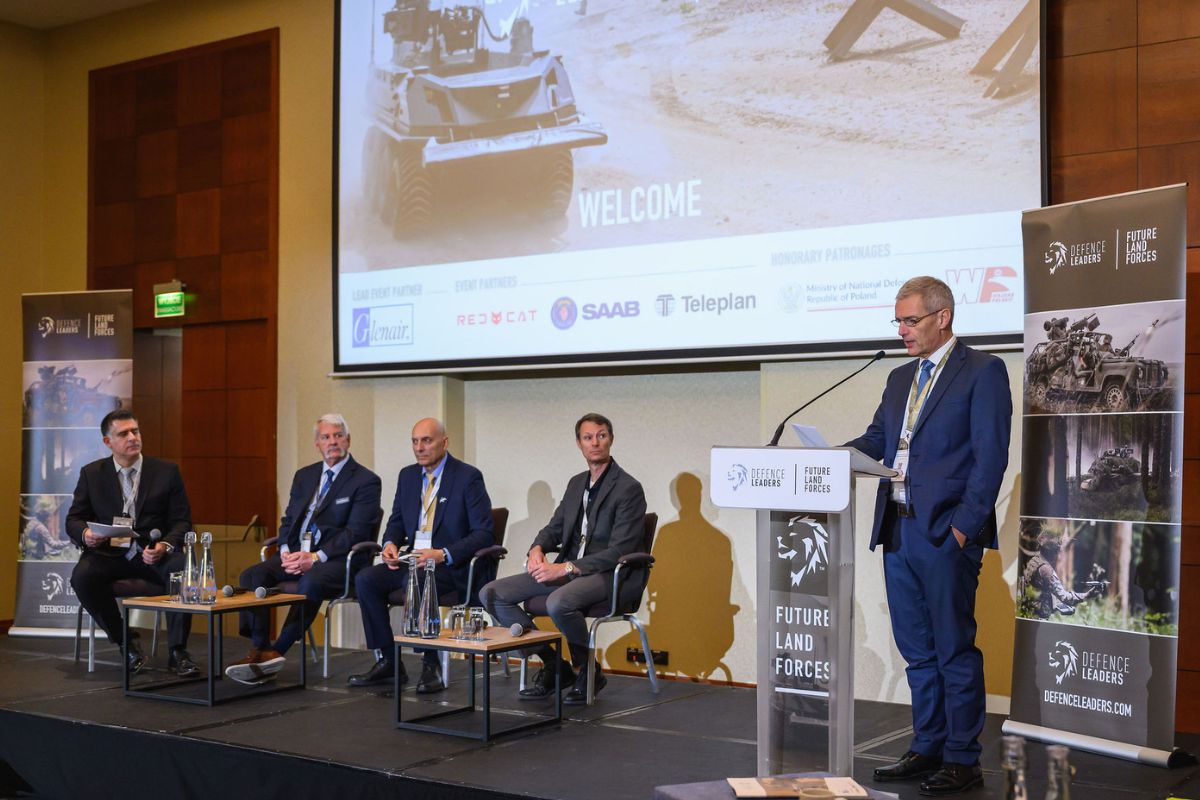 Living The Stream At Future Land Forces 2025 - Defence Leaders